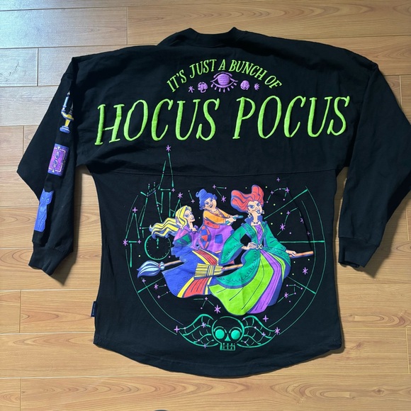 Disney | Tops | Nwot 22 Hocus Pocus Spirit Jersey Size S | Poshmark